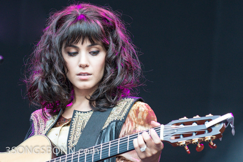 Young, Female & Blue – Girls with Guitars | 3 songs bonn
